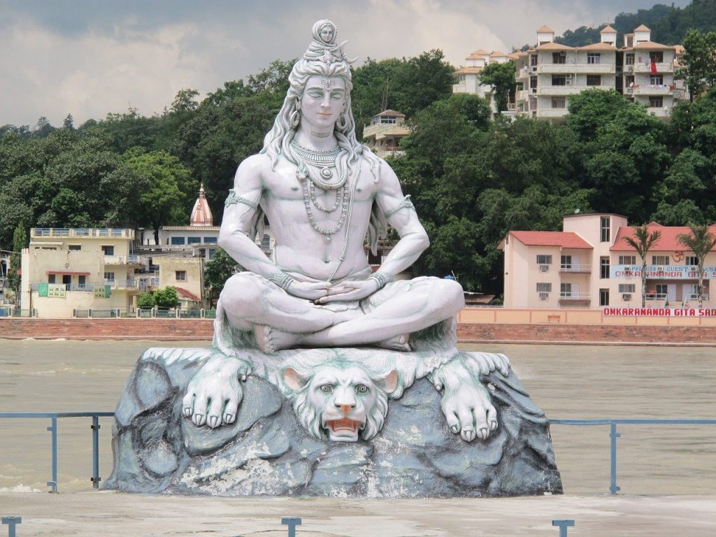 How to Explore Rishikesh: The Yoga Way