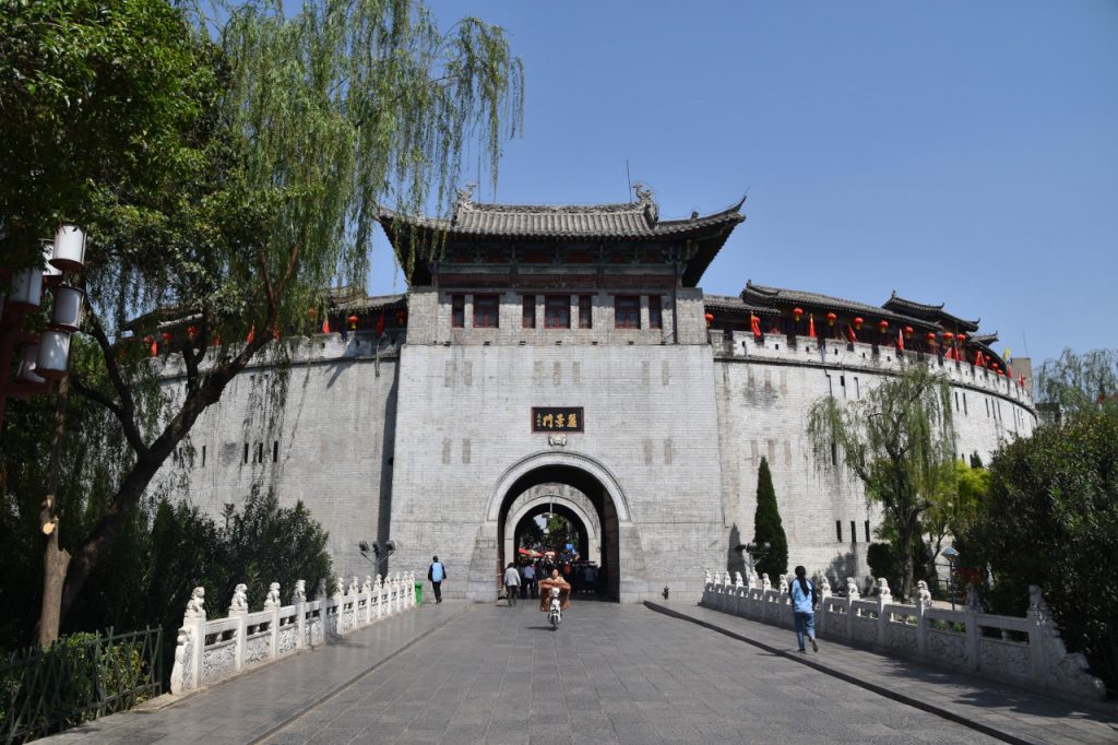 Insider's guide to Luoyang, China with the Luoyang attractions ...