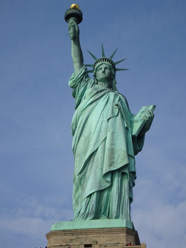 15 Iconic Buildings and Landmarks in the USA (And Why They Matter)