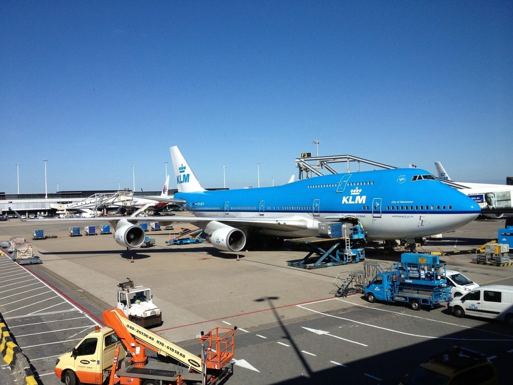 20 Travel Hacks People Are Obsessing Over Right Now