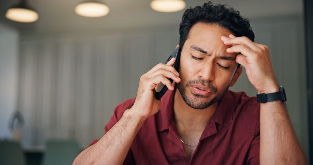 The Small Phone Habit That Instantly Irritates People (And You May Not ...